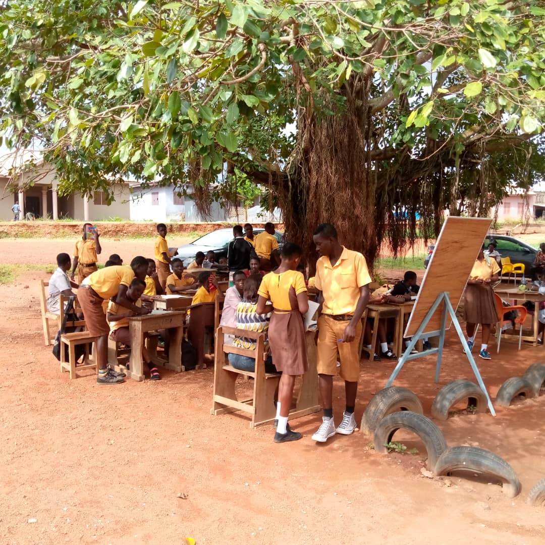 Six-unit classroom block left to rot as students study under tree at ...