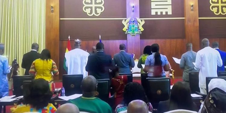 President Mahama swear-in 14 new ministers – Ghanatodayonline.com