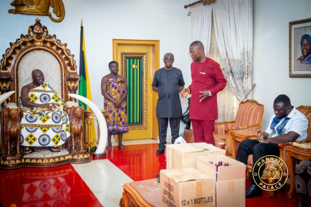 Sports Minister Kofi Adams pays courtesy call on Asantehene ...